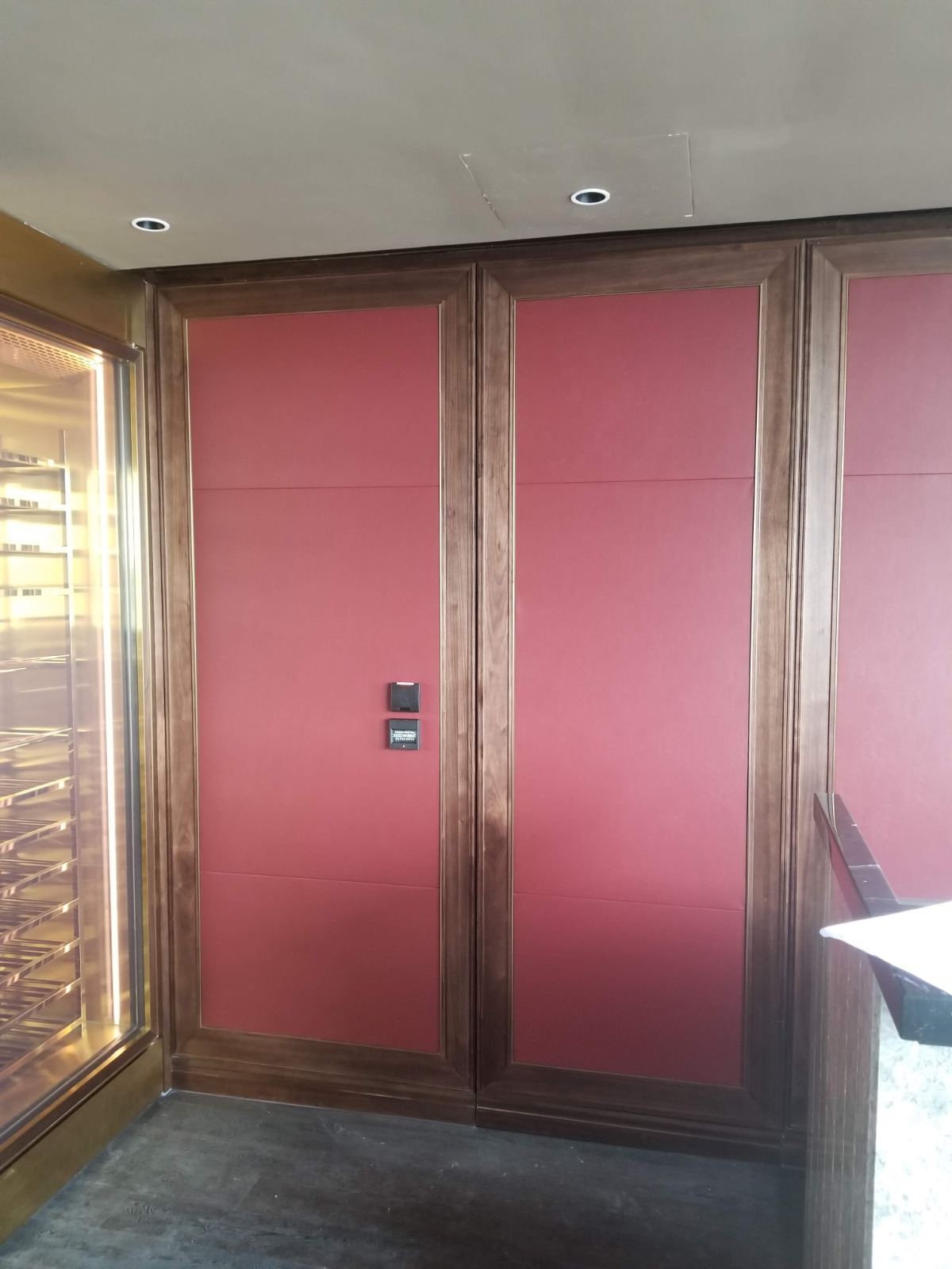 Product Page – Concealed Wooden Door – Legends